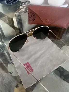 Ray-Ban | Accessories | Rayban Womens Aviator Sunglasses Gold Frame ...